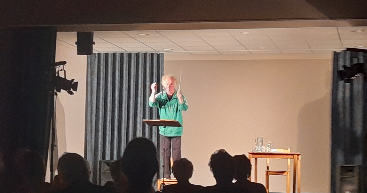 Theatervoorstelling "Bovenkamer" | Alzheimer Nederland